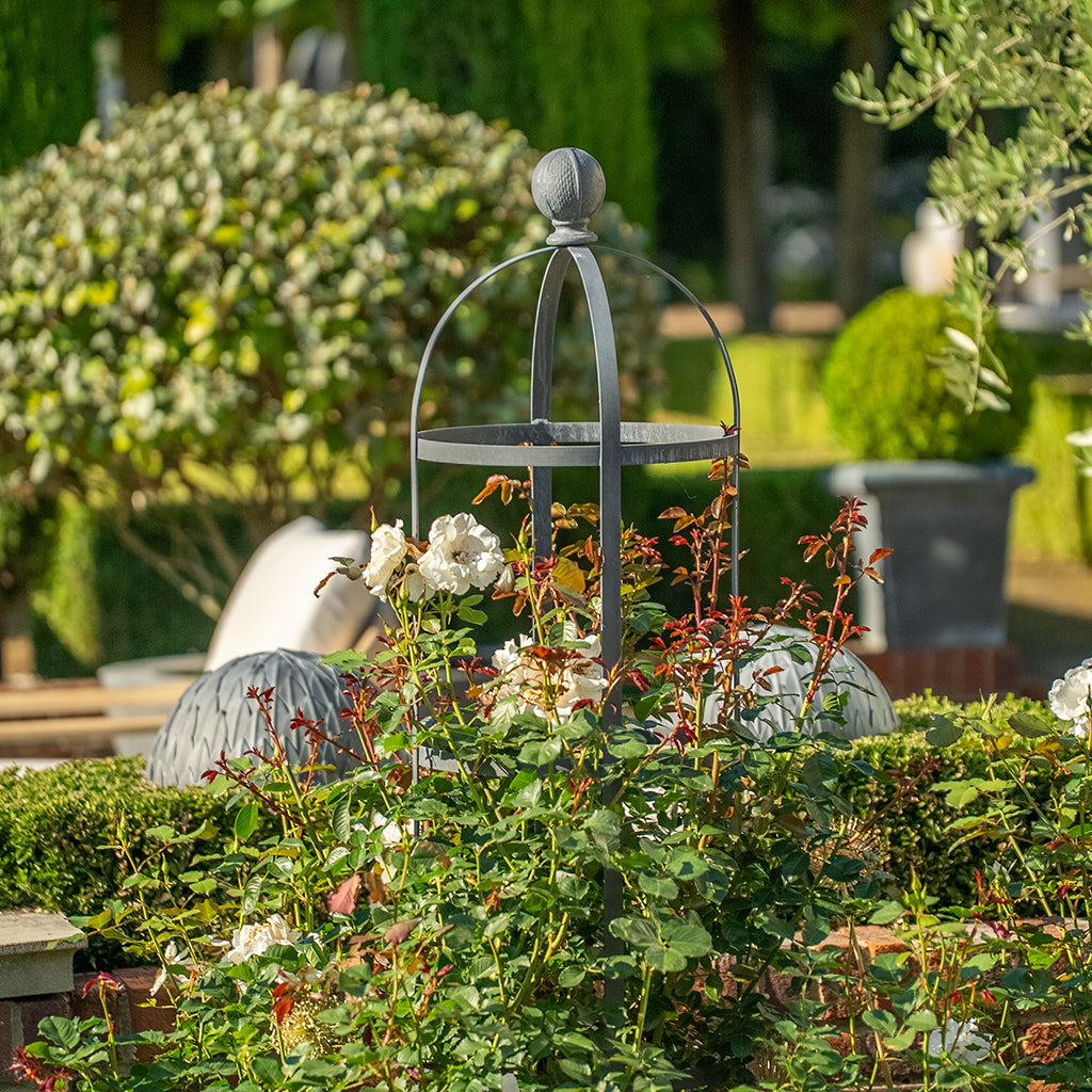 Round Obelisks– A Place In The Garden USA